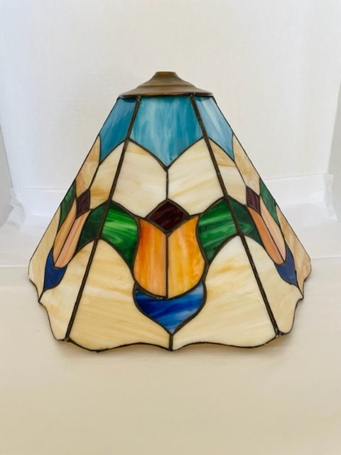 Tulip Stained Glass Lamp Shade - Etsy