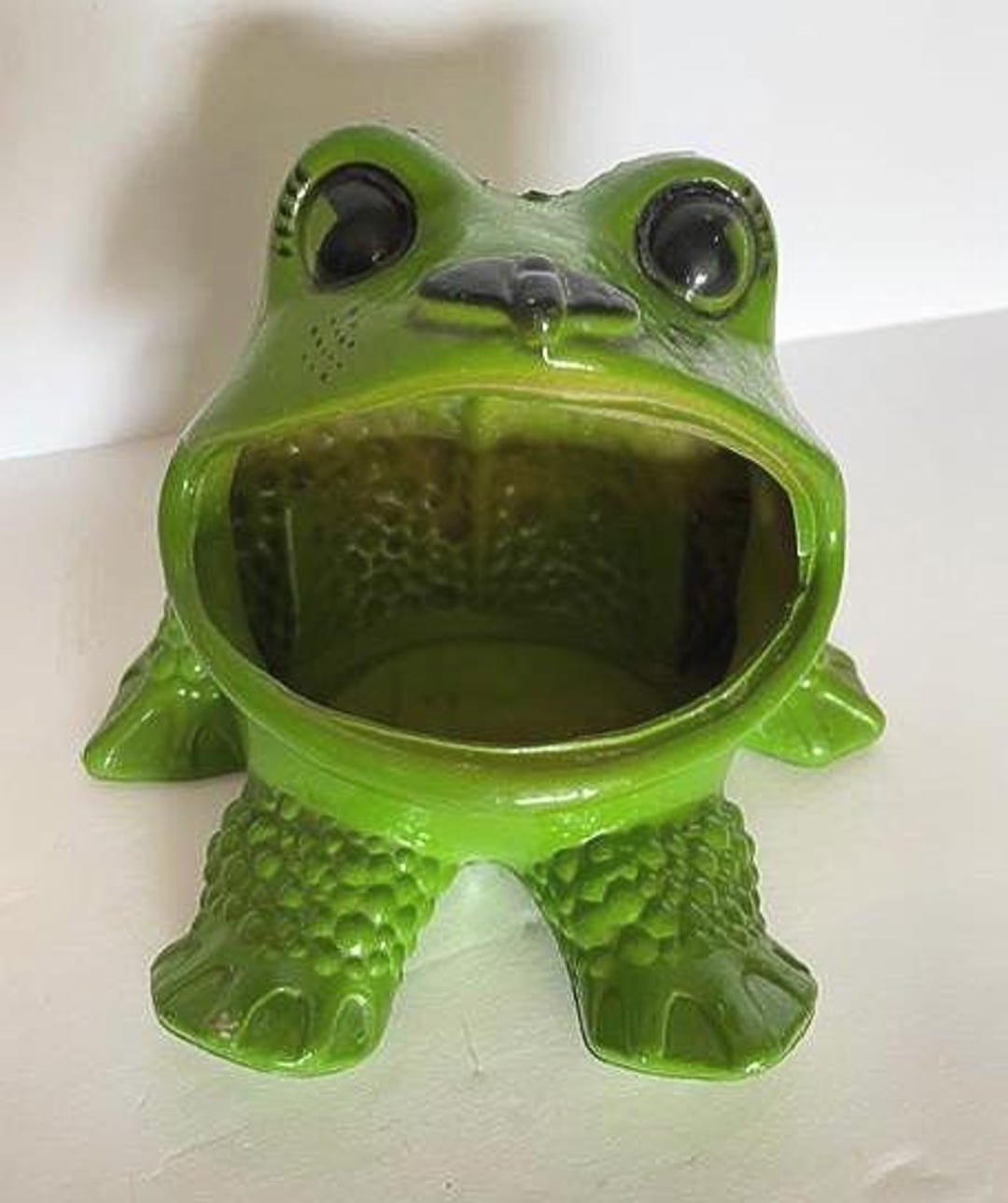 1970s Bumpy Frog Holder - Etsy
