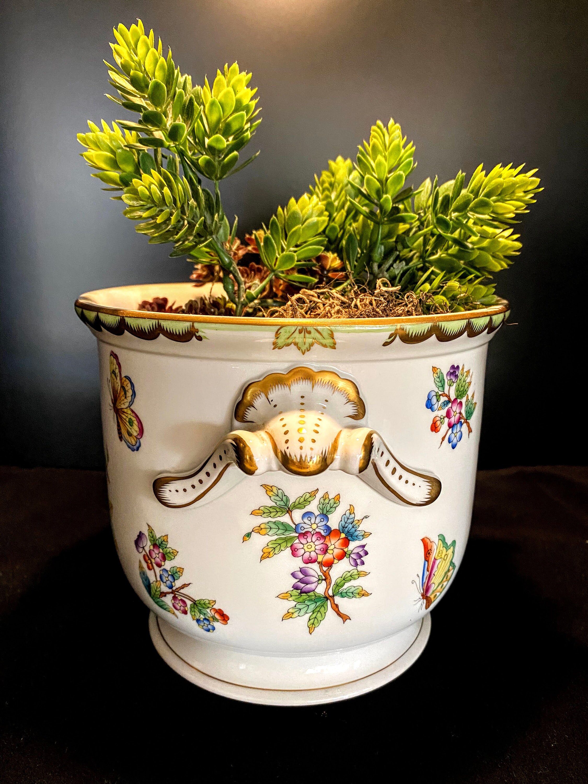 HEREND Queen Victoria Small Cachepot With Handles - Etsy