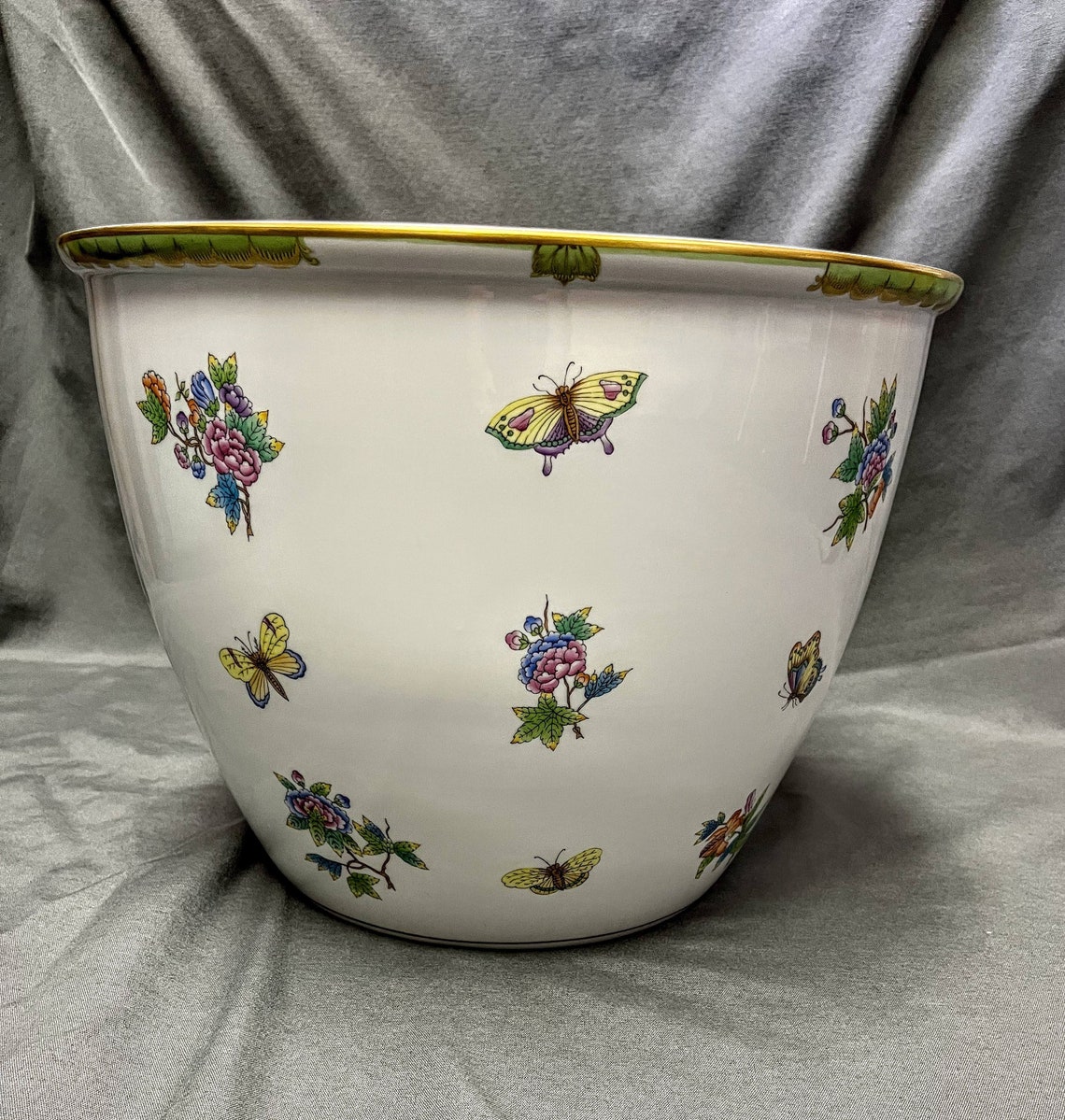 RARE EXTRA LARGE Herend Queen Victoria Cachepot, Floor Planter, Tree ...