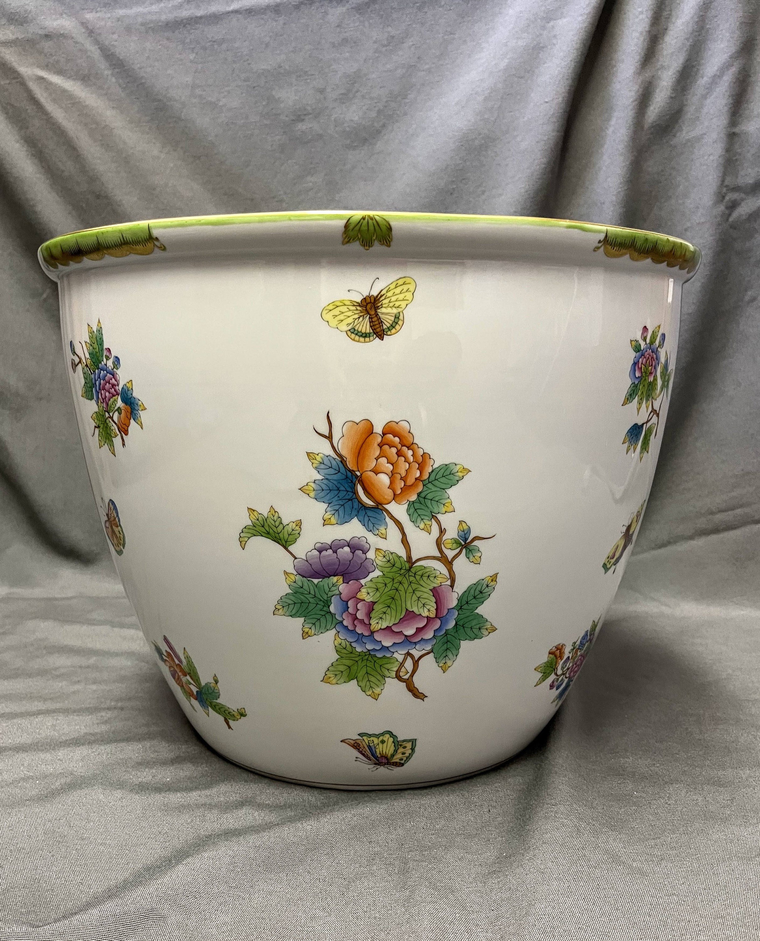 RARE EXTRA LARGE Herend Queen Victoria Cachepot, Floor Planter, Tree ...