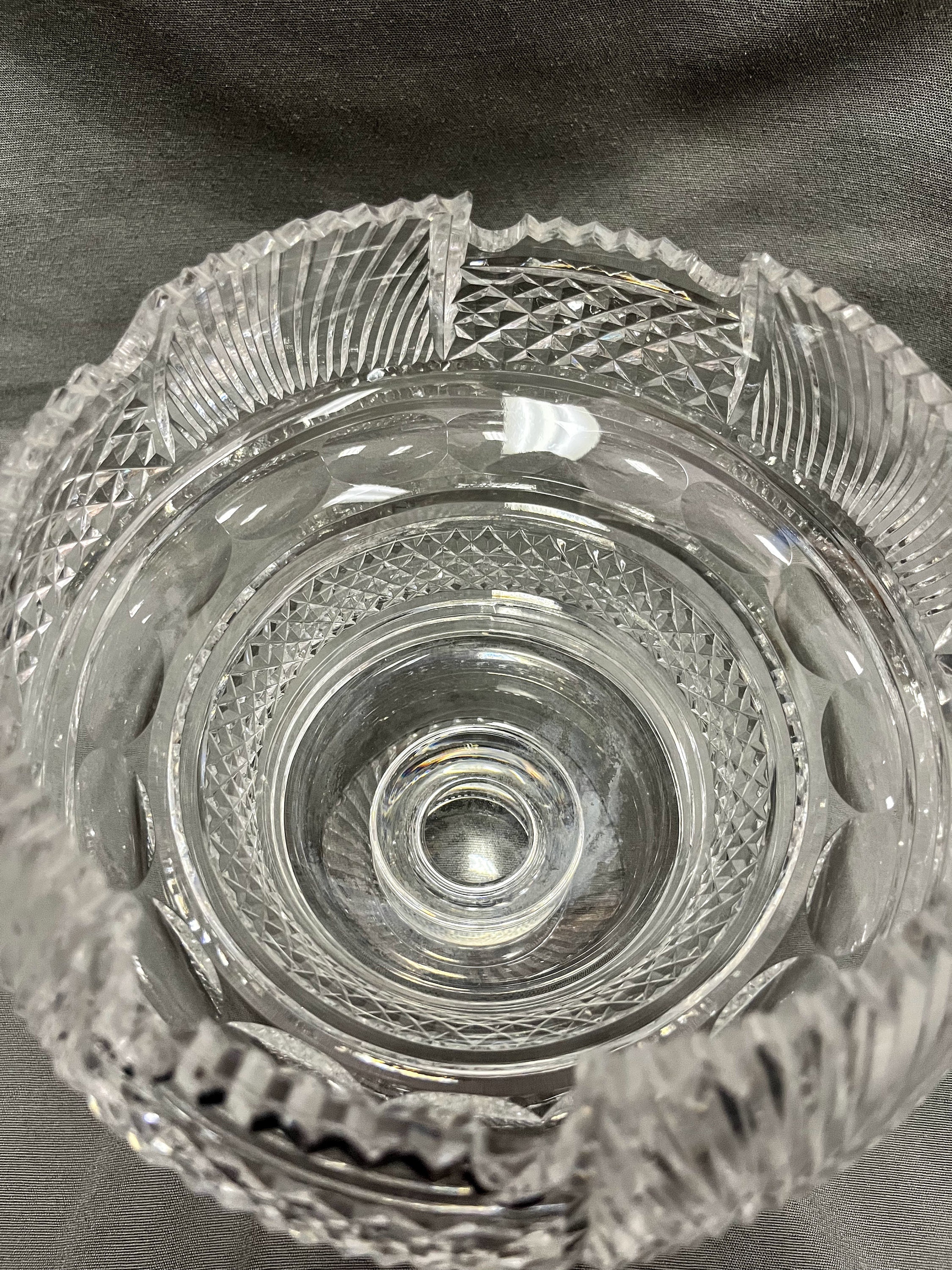 Waterford GUINNESS Centerpiece Bowl From the Master Cutter Prestige ...