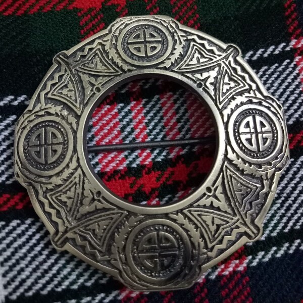 Kilt Pin Brooch - Etsy