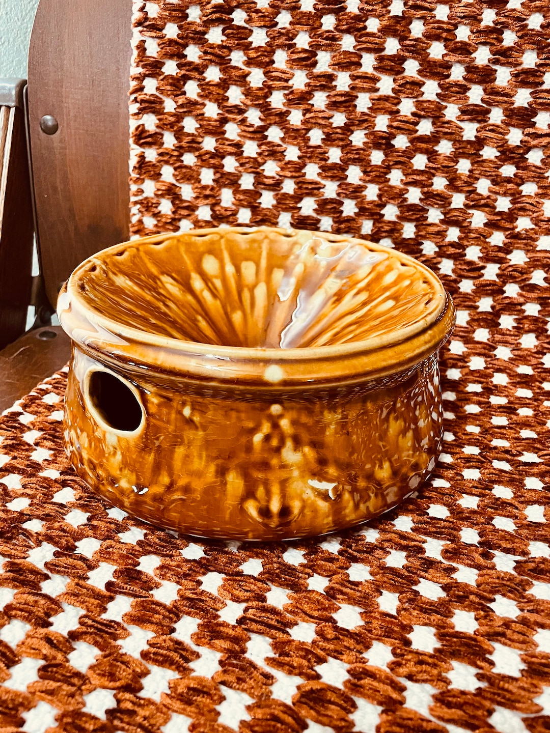 Vintage Glazed Pottery Spittoon - Etsy