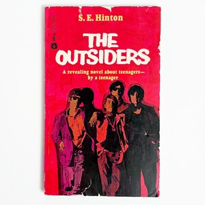 The Outsiders by S.E. Hinton Vintage Paperback Book - Etsy