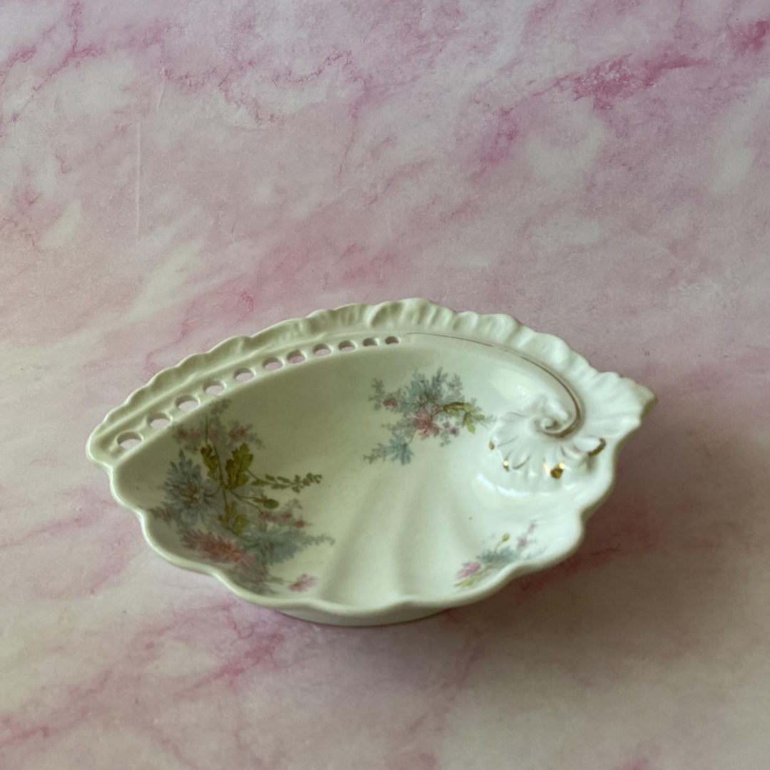 Vintage Antique Homer Laughlin China Colonial Semi-vitreous Scalloped ...