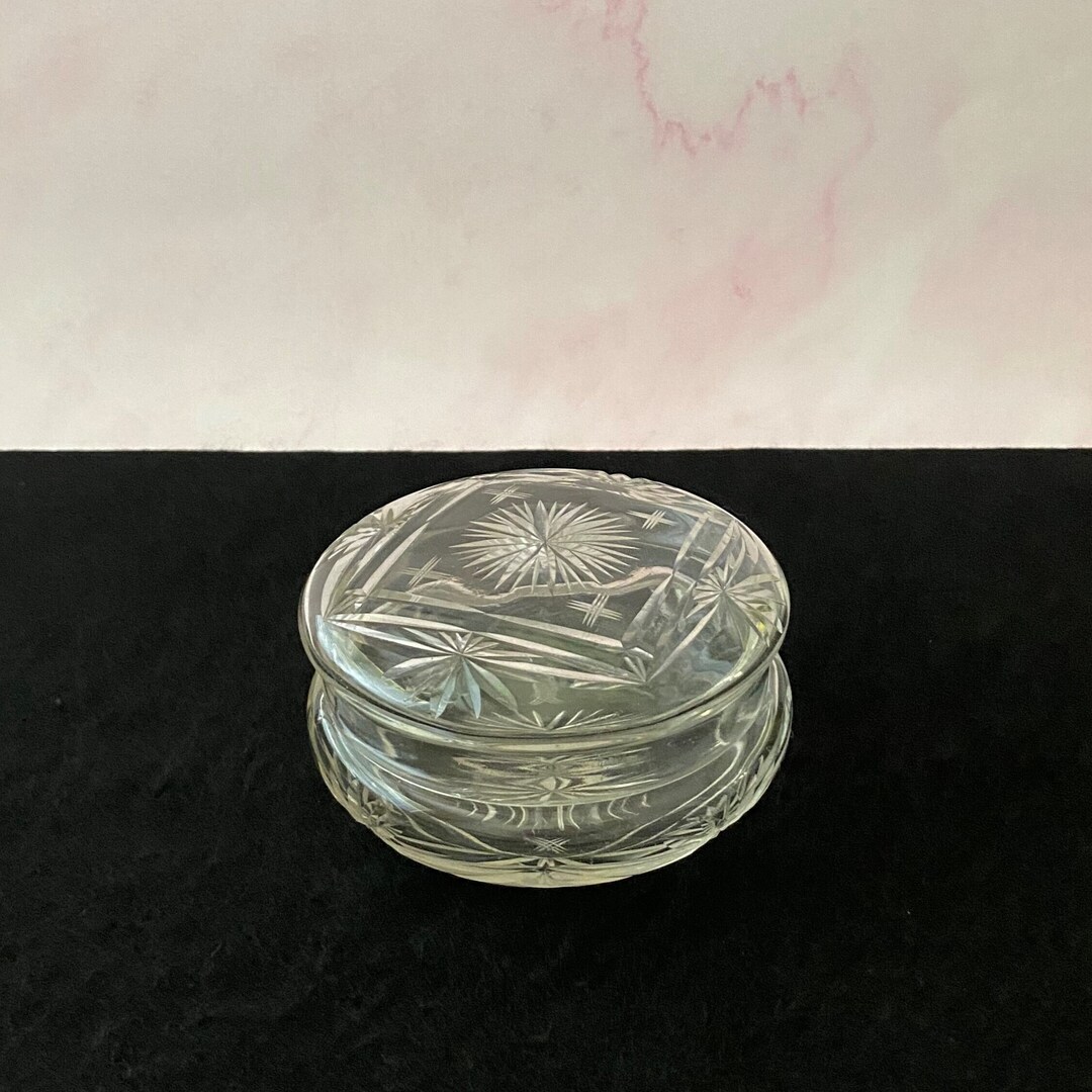 Vintage Round Cut Crystal Glass Lidded Bon Bon/powder/vanity/trinket ...