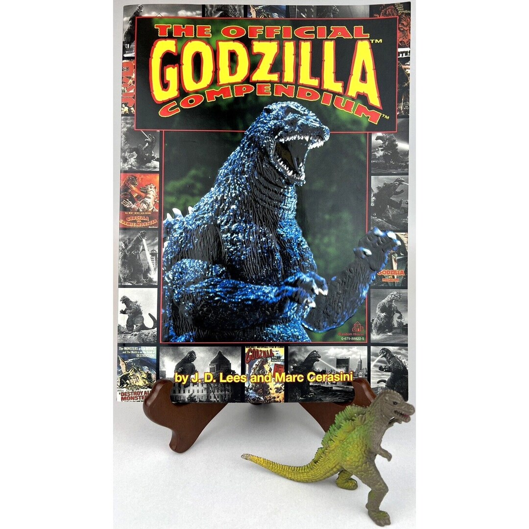 1998 Official Godzilla Compendium: A 40 Year Retrospective Paperback 3 ...
