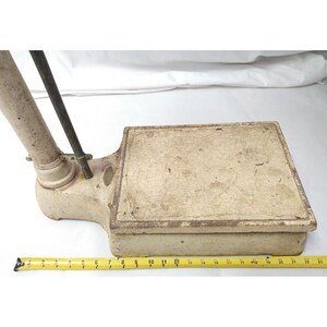 Antique Chicago Scale Mason Davis Cast Iron Doctors Office Upright ...