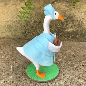 Mini 7” Desk Goose Goodnight Goose Night Gown Robe With Sleep Cap ...