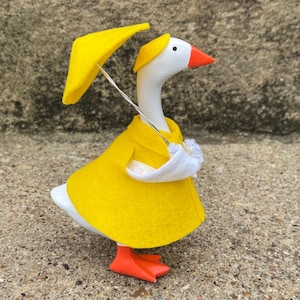 Mini Desk Goose Rain Coat Outfit for 7” Figurine | NO GOOSE INCLUDED ...