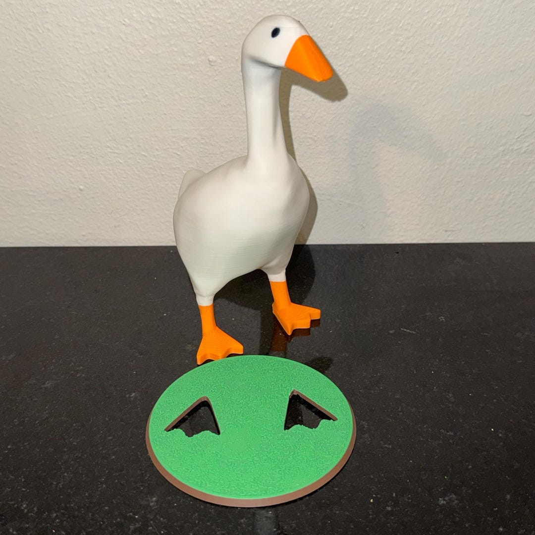 7” Mini Desk Goose Figurine With Removable Base Fun Office Decor 3D ...