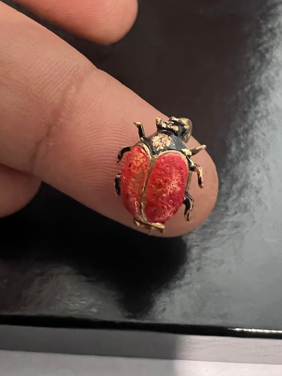 Antique bug micro lady bug enamel brooch/pin 0.5'' - Gem