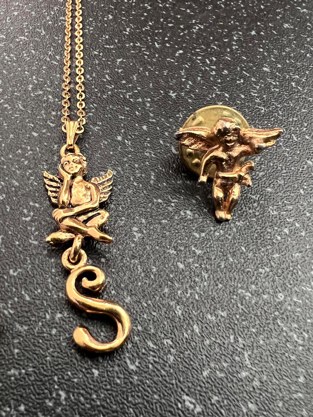 Vintage Lot of 2 Avon Gold Tone Sitting Angel Pendant Letter ''S'' and ...