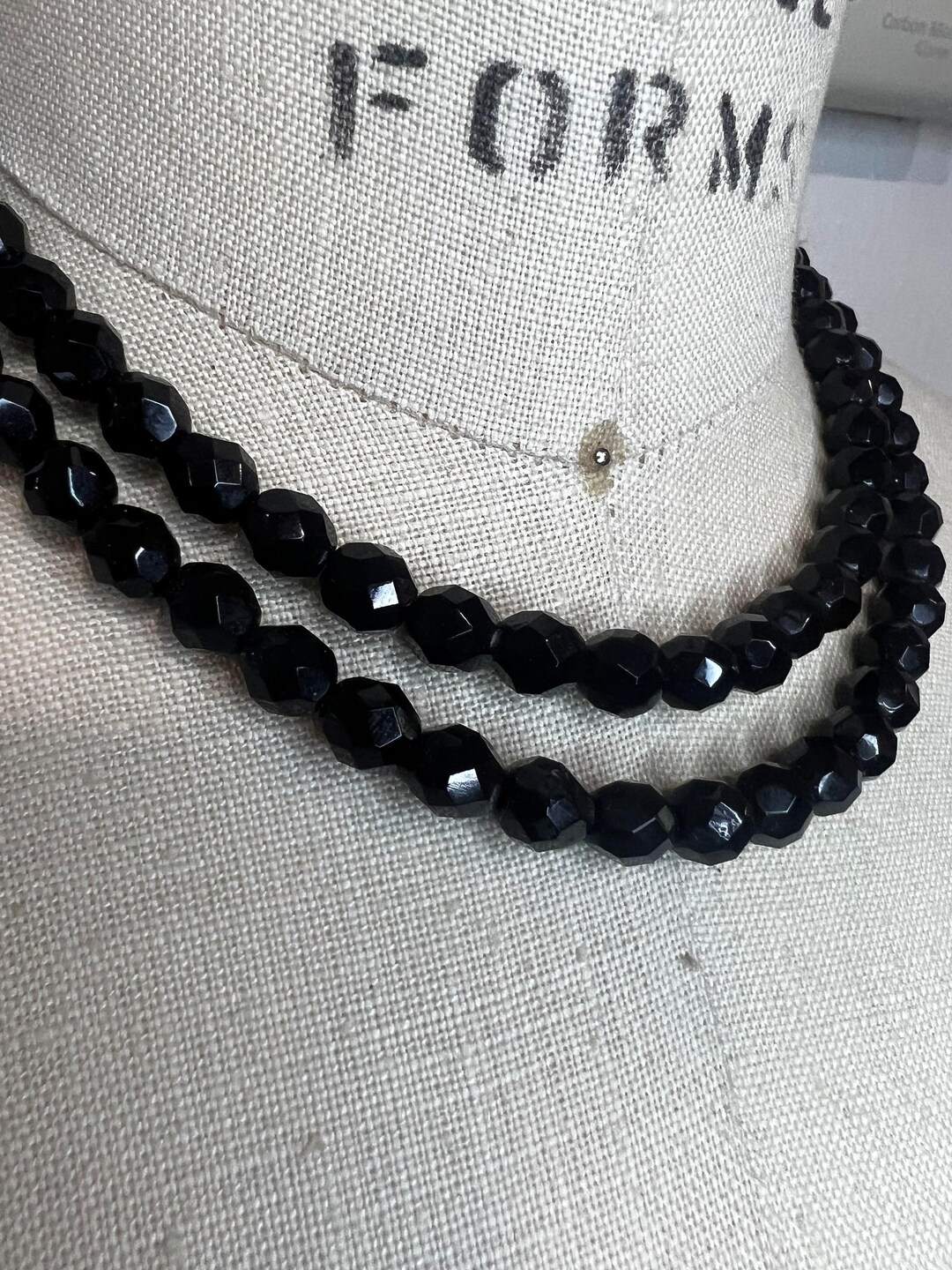Vintage Long Necklace of Faceted Jet Beads - Etsy