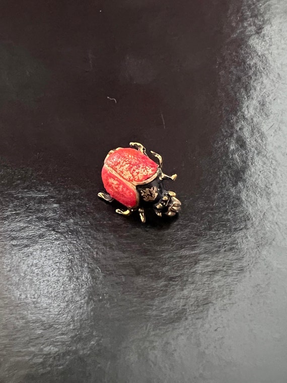 Antique bug micro lady bug enamel brooch/pin 0.5'' - Gem