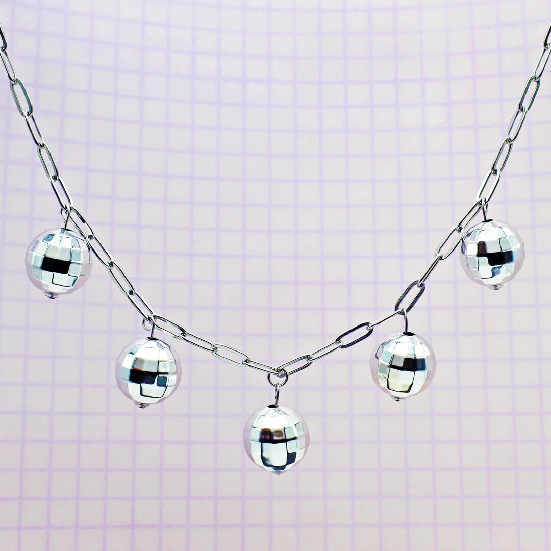 The Dancing Queen | Silver | Handmade Stainless Steel Paperclip Chain ...