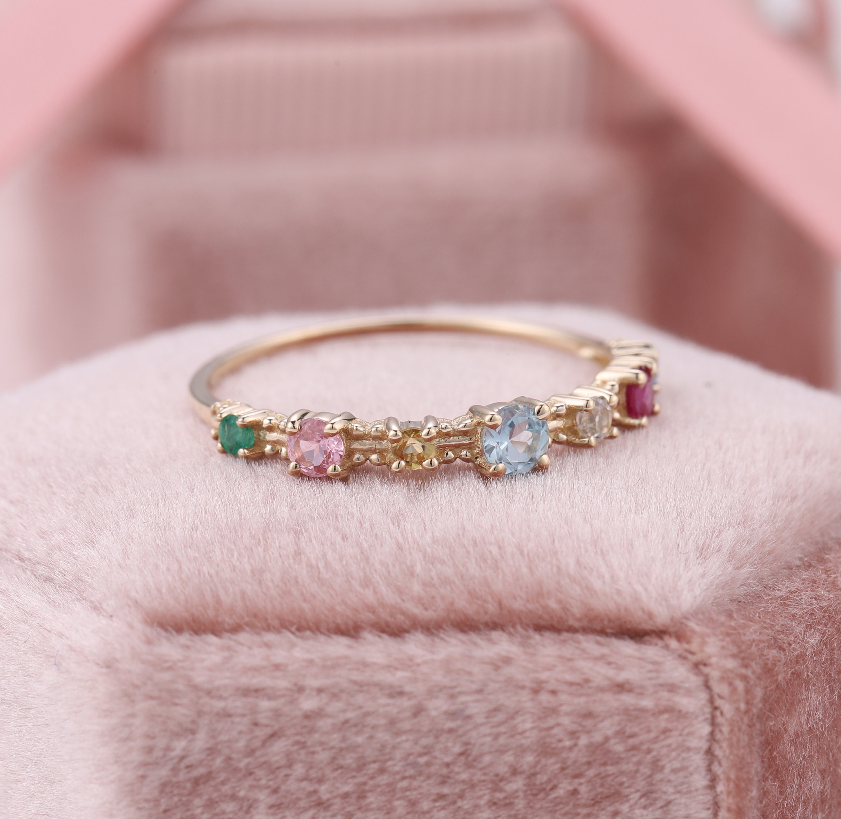Rainbow Sapphire Band Rainbow Gemstone Ring Rainbow Half Eternity Ring Multi color Natural Sapphire Rainbow Ombre Ring Stacking Ring Etsy Italia
