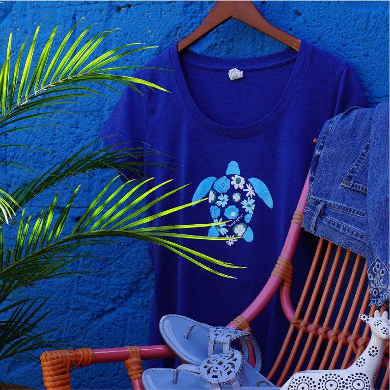 Turtle T-shirt for Women Turtle Beach Tshirt Beach Life - Etsy