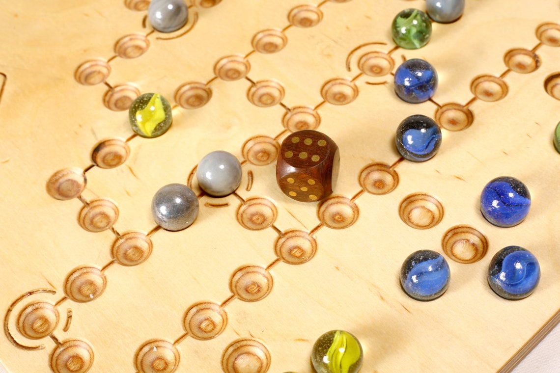 WOODEN BOARD GAME, Multi Players Game, Barricade Barrishift ...