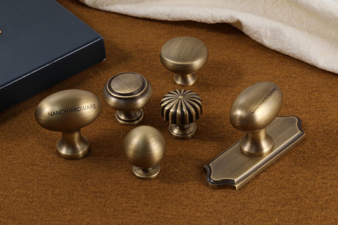 Vintage Single Hole Knobs/drawer Knobs With Plate/custom Engraved Solid ...