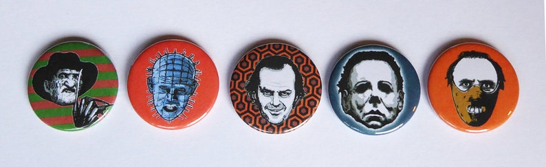 HALLOWEEN HORROR BADGES Set of 5 - Etsy
