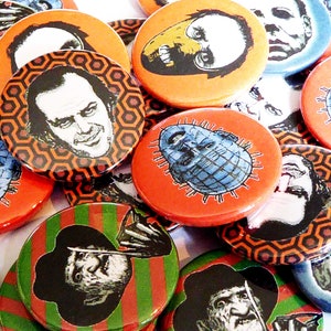 HALLOWEEN HORROR BADGES Set of 5 - Etsy