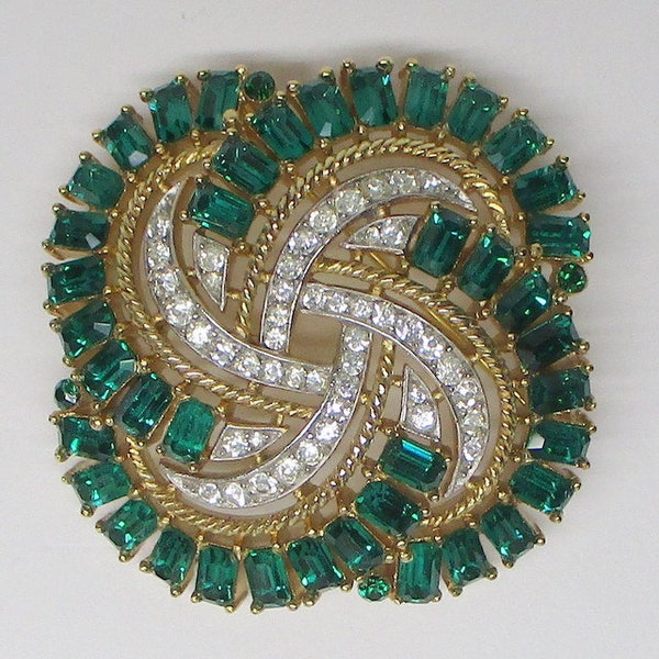 Trifari Pin Brooch - Etsy