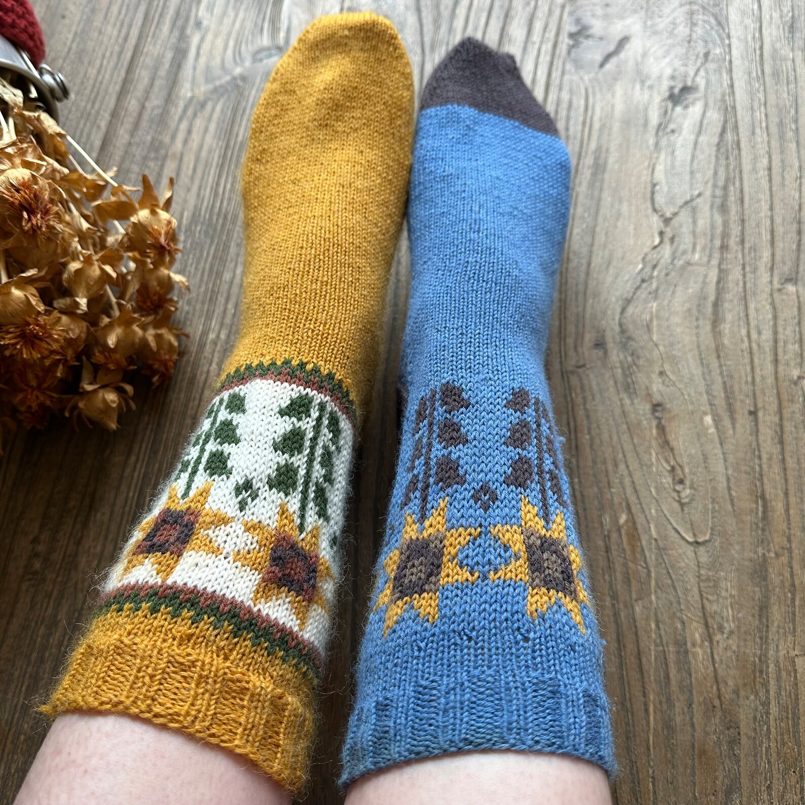 Sunflower Fields Socks - Pdf Knitting Pattern Colorwork, Flower ...