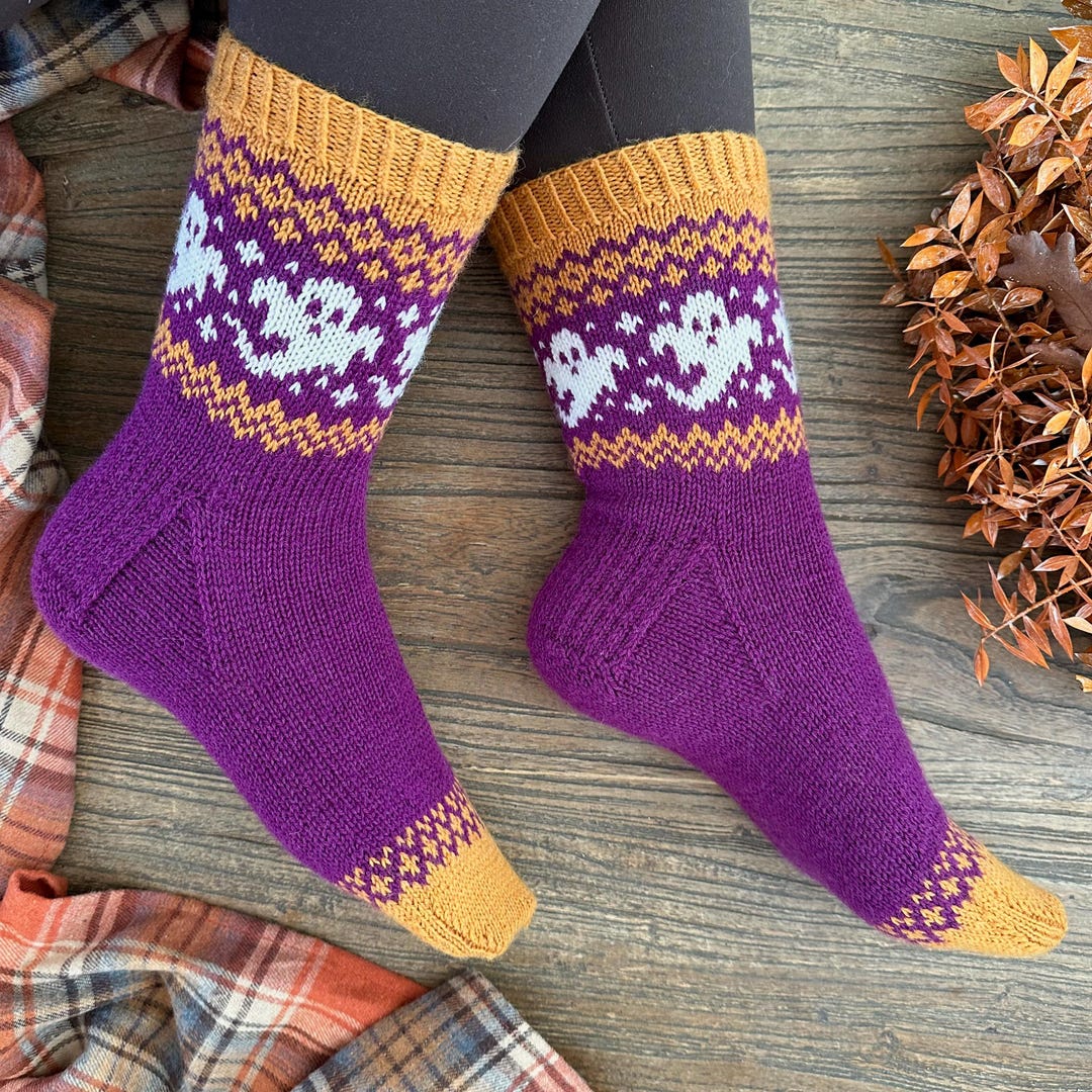 Haunted Socks - Pdf Knitting Pattern Colorwork, Autumn Halloween Ghost ...