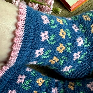 Flower Garden Socks - Pdf Knitting Pattern Colorwork, Spring Summer - Etsy