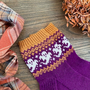 Haunted Socks - Pdf Knitting Pattern Colorwork, Autumn Halloween Ghost ...