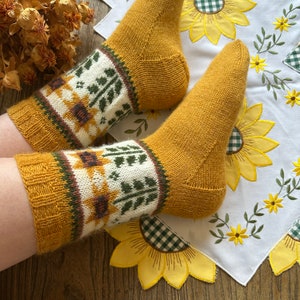 Sunflower Fields Socks - Pdf Knitting Pattern Colorwork, Flower ...