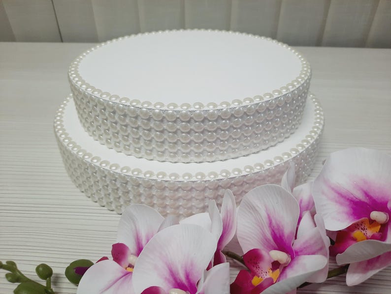 Two Tier Wedding Cake Stand, Cake Stand Height 4 Inches, Round Cake ...