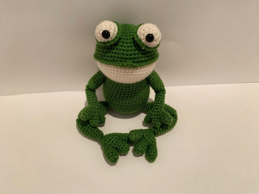 TOY Green Frog, Handmade Crochet Amigurumi Toad - Etsy