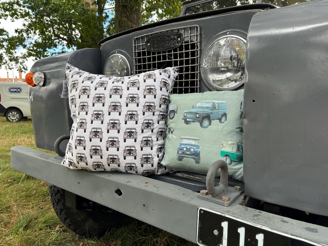 Handmade White Classic Land Rover Vintage 4 X4 Cushions Defender ...