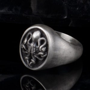 Silver Octopus Men Ring, Unique Men Ring, Pinky Ring Handmade Engraved ...
