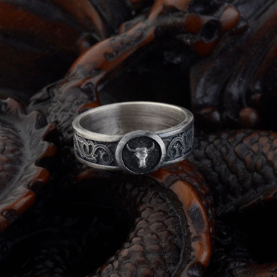 Taurus Bull Band Ring, Sterling Silver Lily Motifs Mens Ring, Gothic ...