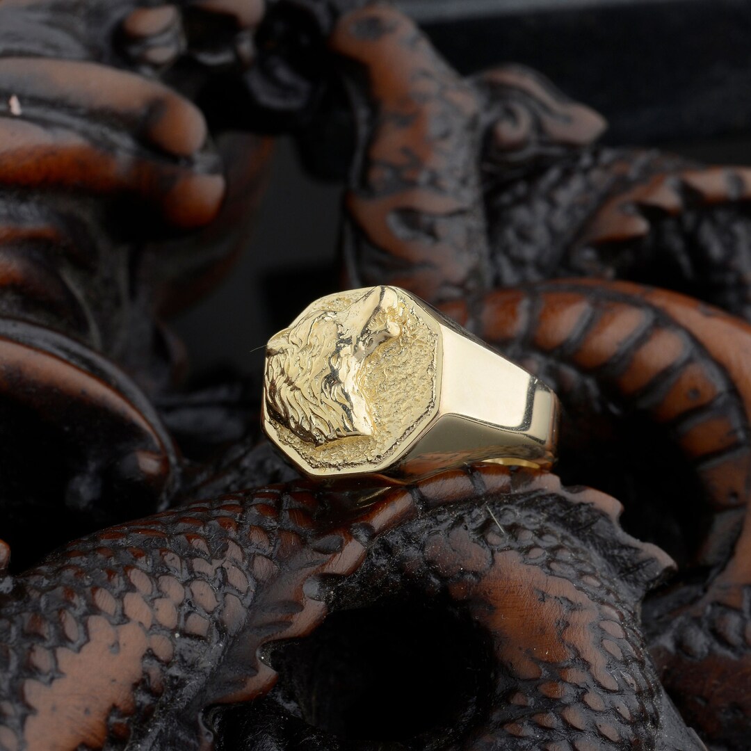 10K Yellow Gold Howling Wolf Signet Mens Ring, Pure Gold Wolf Pinky Men ...