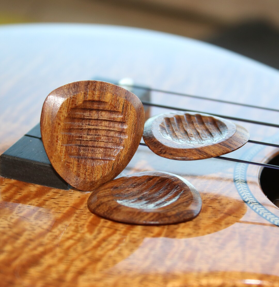 Dell Arte GP-2050 Rosewood Pick Set of 3 Picks - Etsy