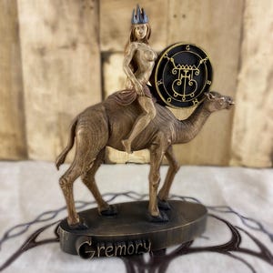 Gremory Statue: Wooden Occult Altar Wood Carved Decor Demon Goetia Sigl ...