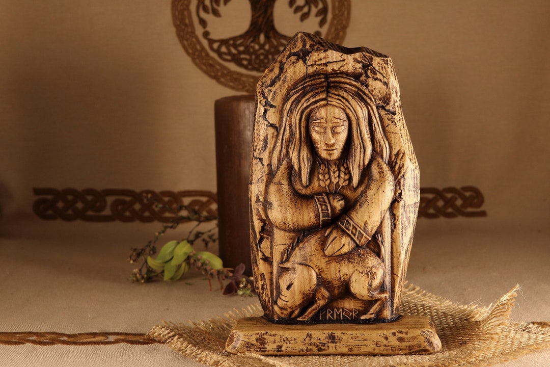 Freyr Heathen Gods , Wooden Statue, Norse Pagan - Etsy