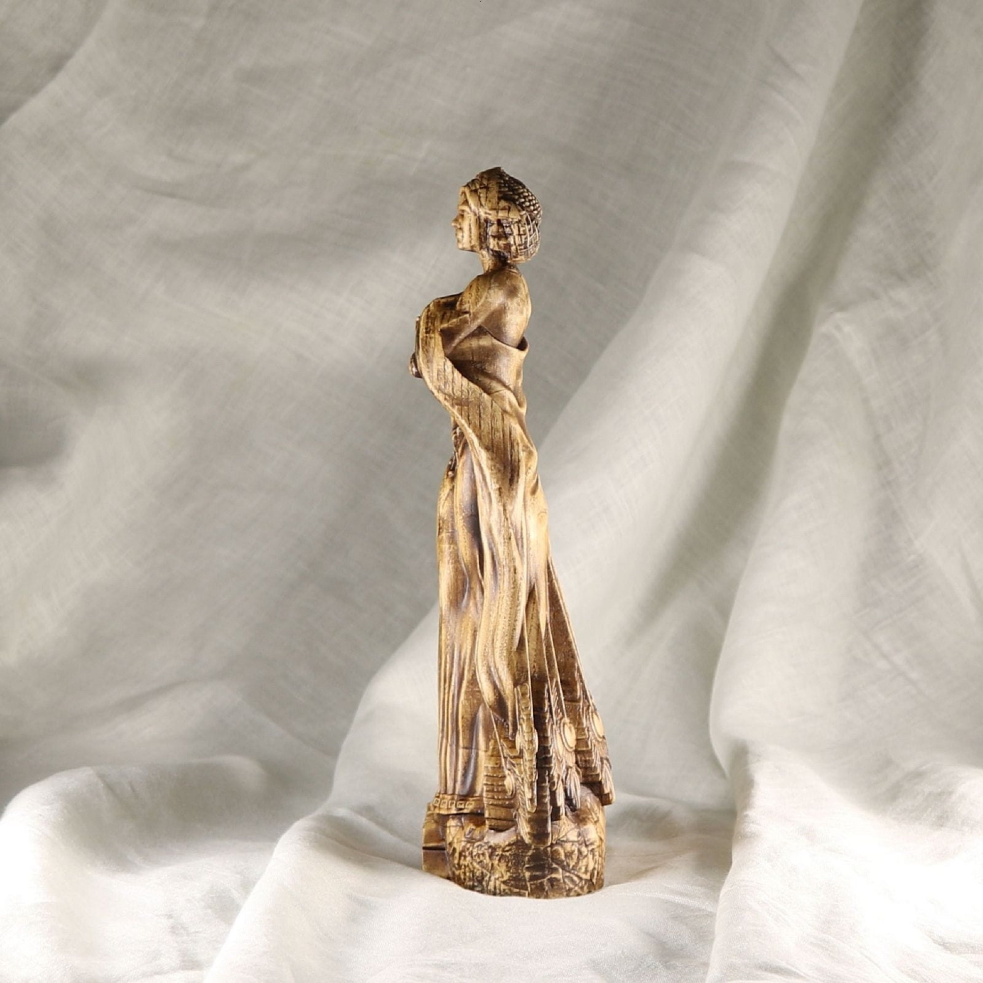 Hera Statue: Wooden Greek Goddess Sculpture, Altar Decor - Etsy