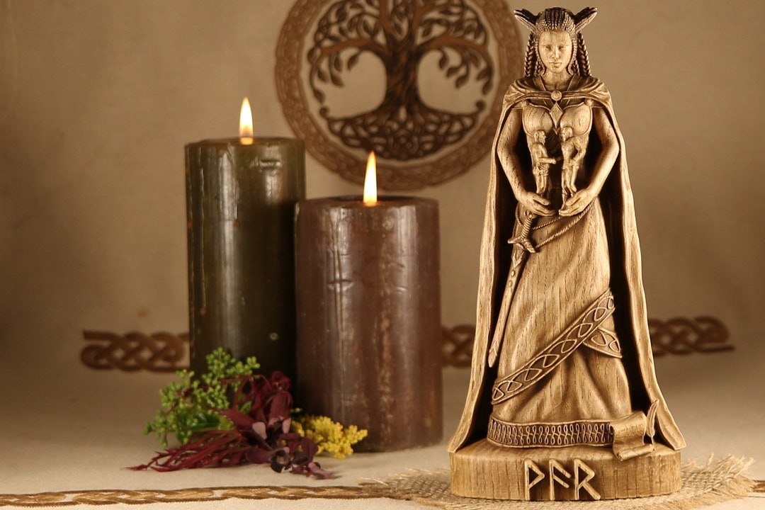 Var Statue, Norse Goddess of Truth Wood Carving, Pagan Altar Decor - Etsy