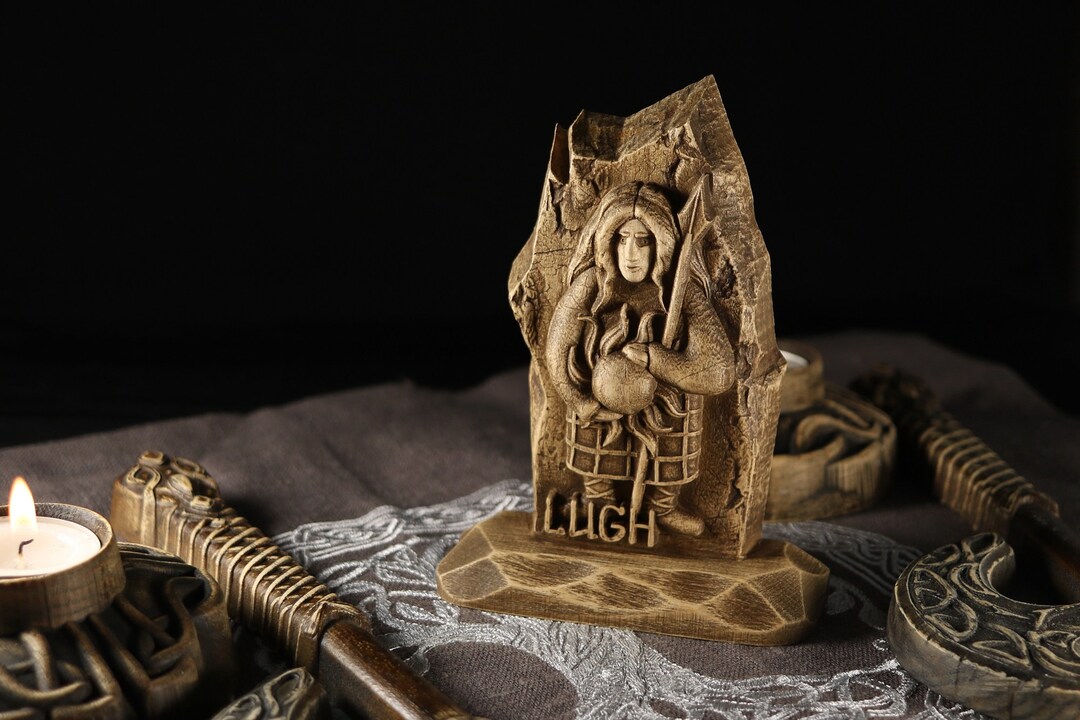Lugh God, Lugh Statue, Cu Chulainn Irish God Wood Sculpture Norse Altar ...