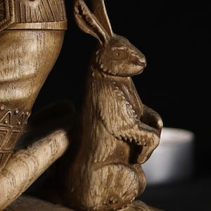 Ixchel Mayan, Ixchel Mayan Goddess, Aztec Carving Moon Goddess Aztec ...