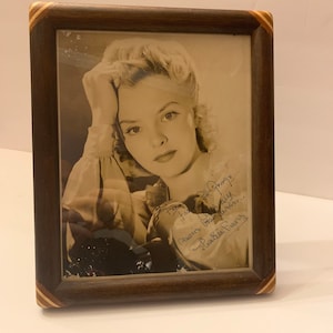 Elisabeth Fraser Autograph Movie Star Celebrity Portrait Authentic ...