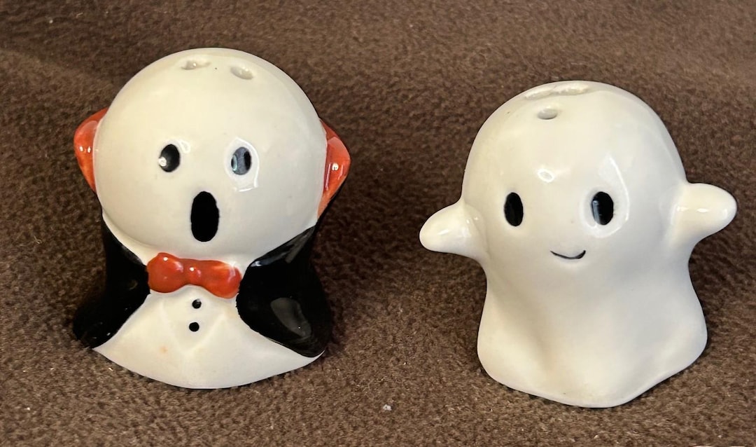 Mini Halloween Ghosts Salt and Pepper Shakers - Etsy