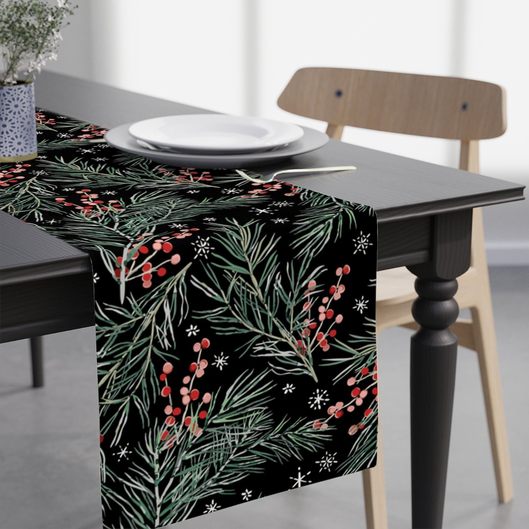 Floral Christmas Table Runner, Moody Twig Flowers Berries Botanical ...