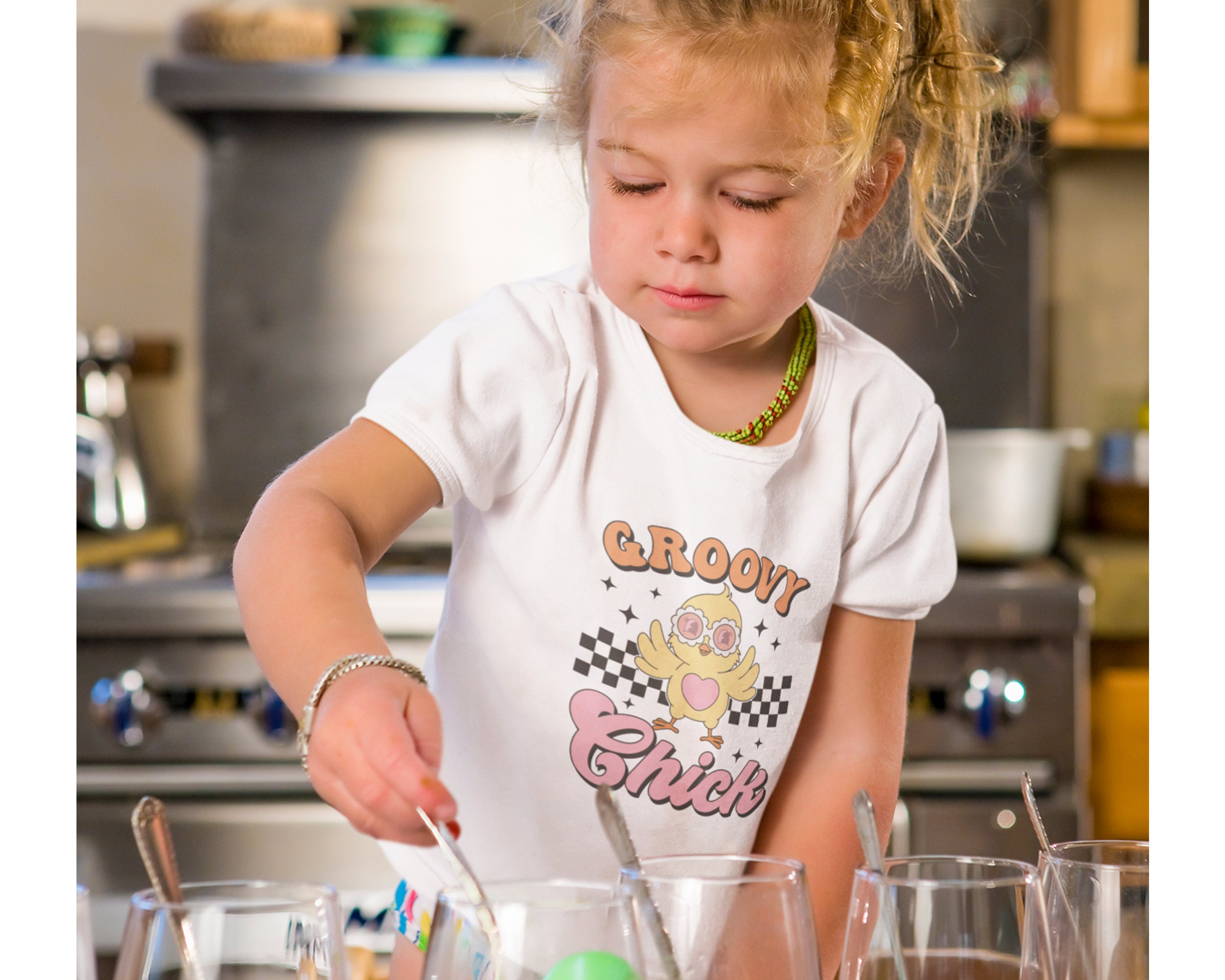 Groovy Chick SVG Easter Chick SVG Vintage Easter Girl Gift - Etsy